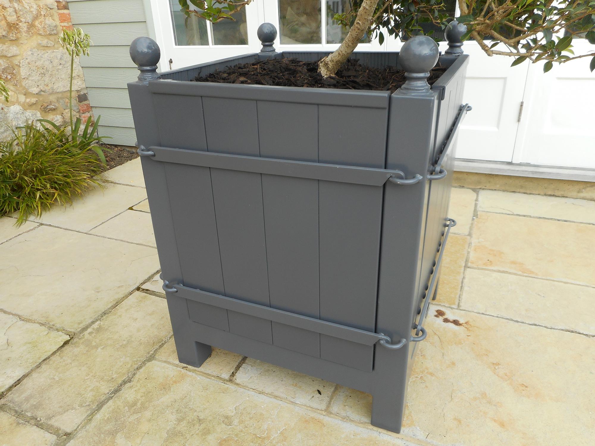 classic planters | Vertopia Gardens